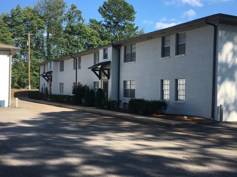 Juniper Row - 3009 Vanderbilt Dr Sw Huntsville, AL 35801 | Apartments.com