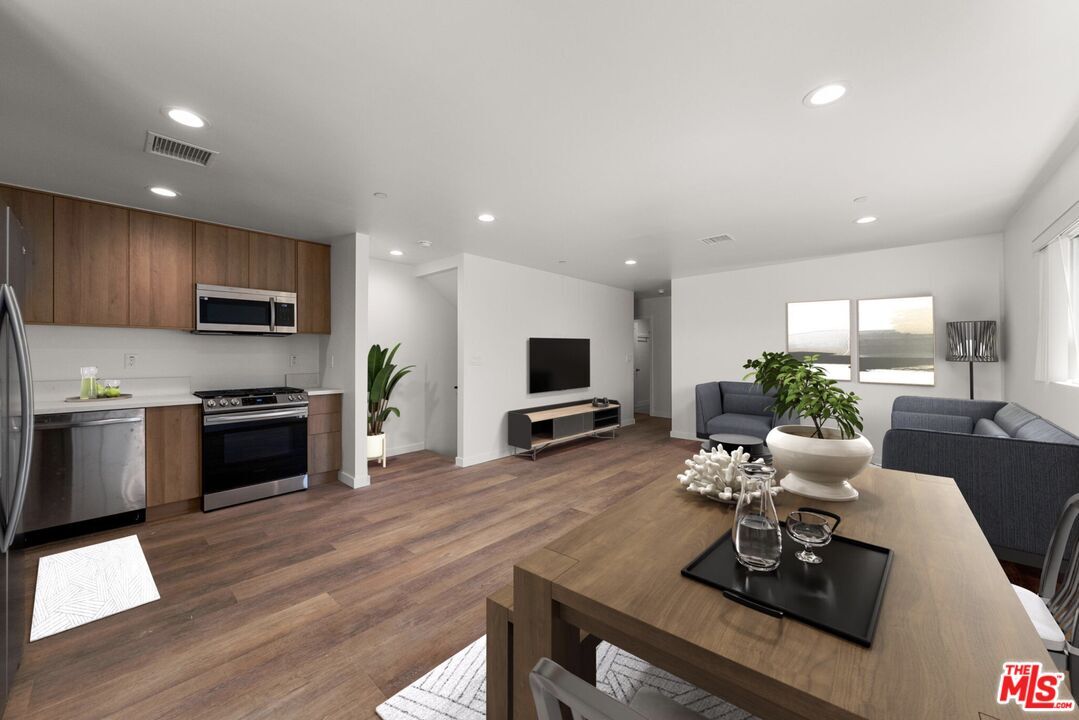 1603 W 207th St Unit 1/2, Torrance, CA 90501 - Condo for Rent in ...