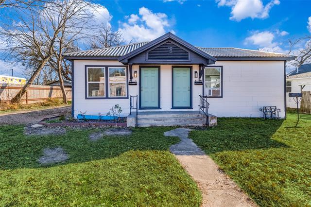 713 W Sam Rayburn Dr, Bonham, TX 75418 - Townhome Rentals in Bonham TX ...