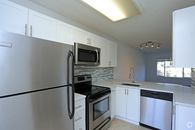 Boca Arbor Club Apartments - Apartments in Boca Raton, FL | Apartments.com