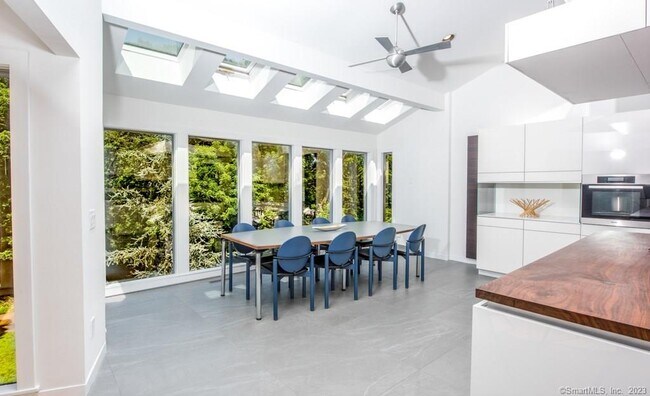 24 Narrow Rocks Rd, Westport, CT 06880 - House Rental in Westport, CT ...