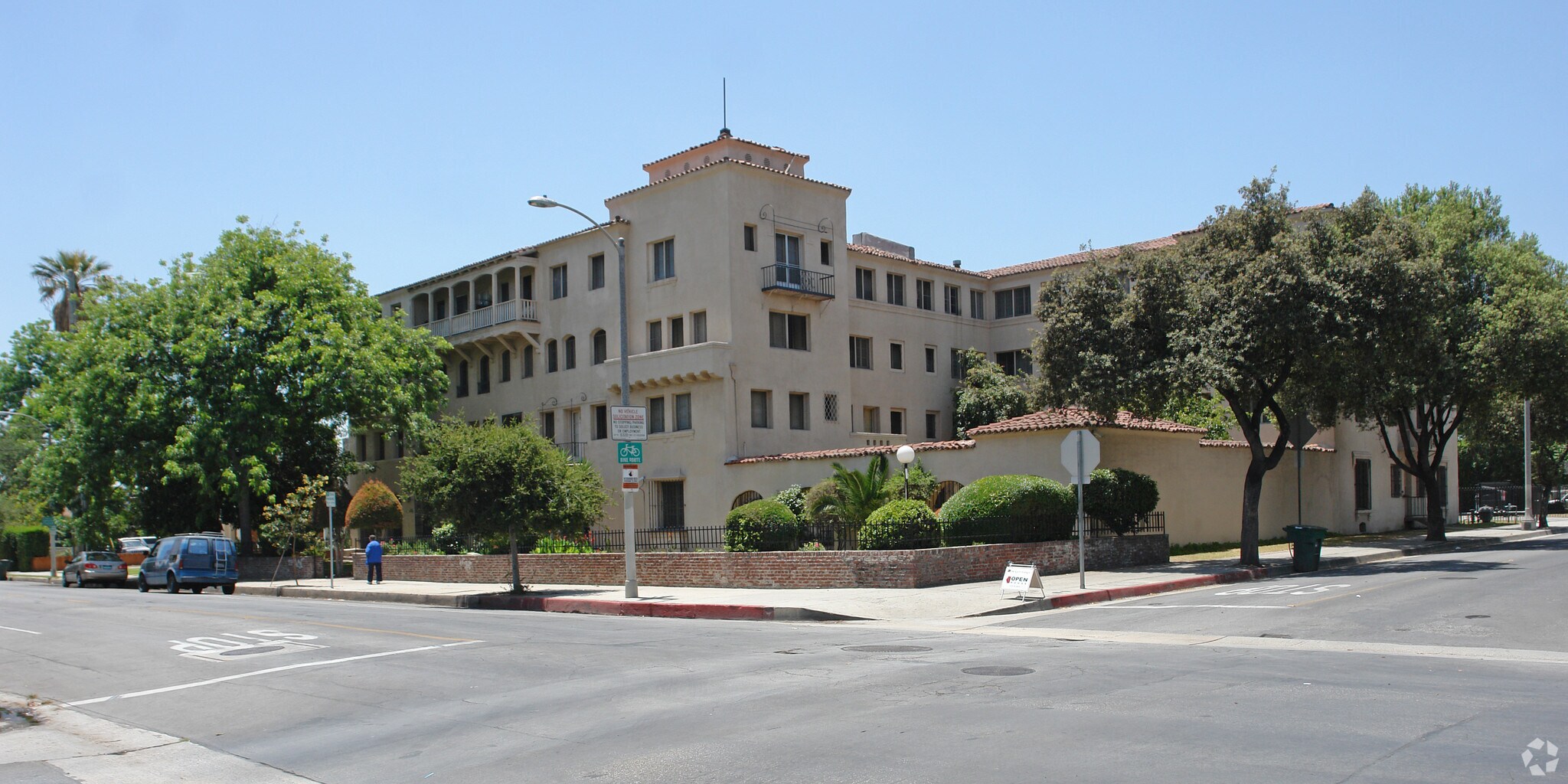 Villa Raymond-Old - 455 N Raymond Ave Pasadena, CA 91103 | Apartments.com