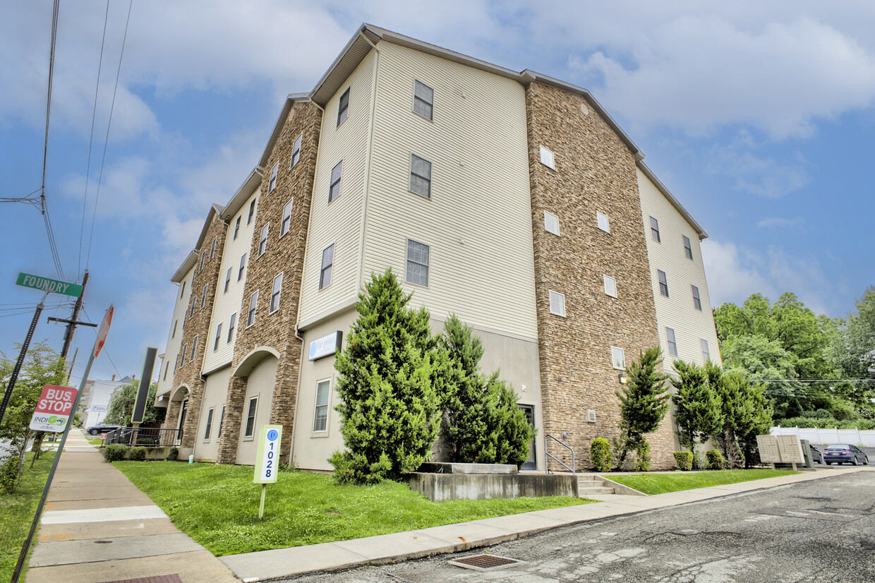 The Penn Quarters-Main Street - 1055 Philadelphia St Indiana, PA 15701 ...