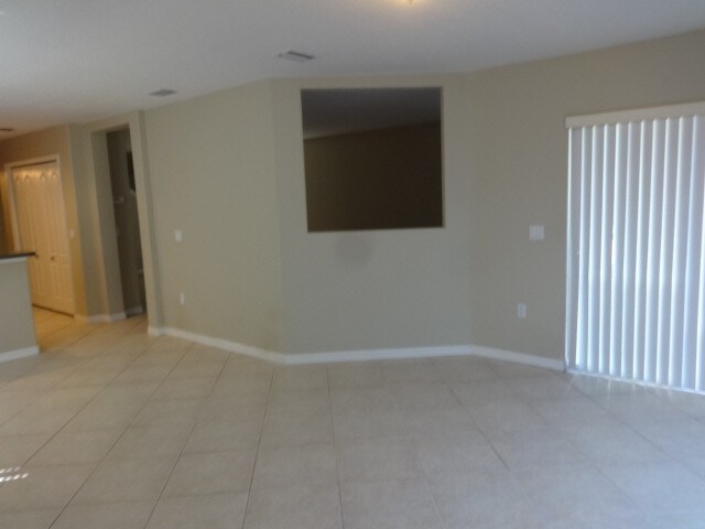 215 Beacon Harbour Loop, Bradenton, FL 34212 | Apartments.com