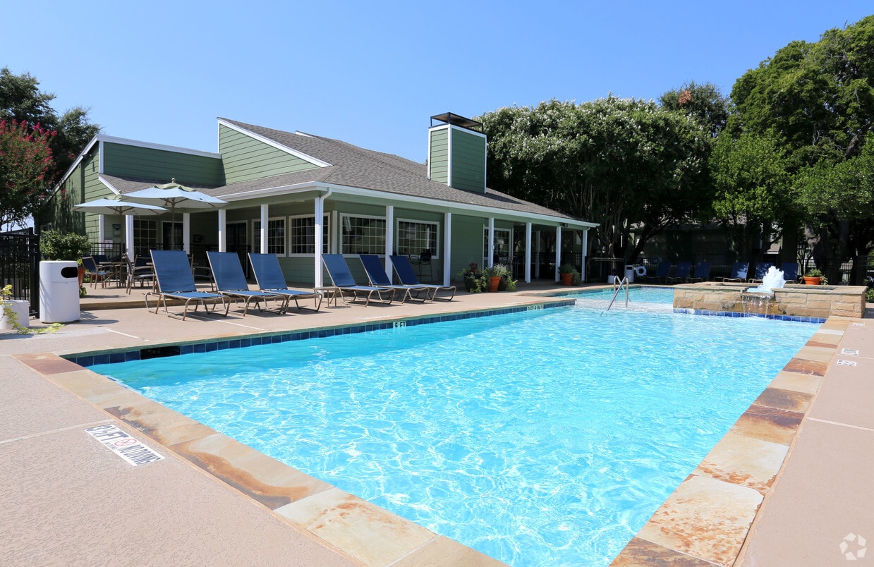 Jade Addison - 3721 Spring Valley Rd Addison, TX 75001 | Apartments.com