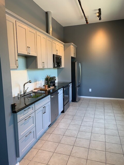 743 47th St Unit 201, Oakland, CA 94609 - 743 47th St Oakland, CA 94609 ...