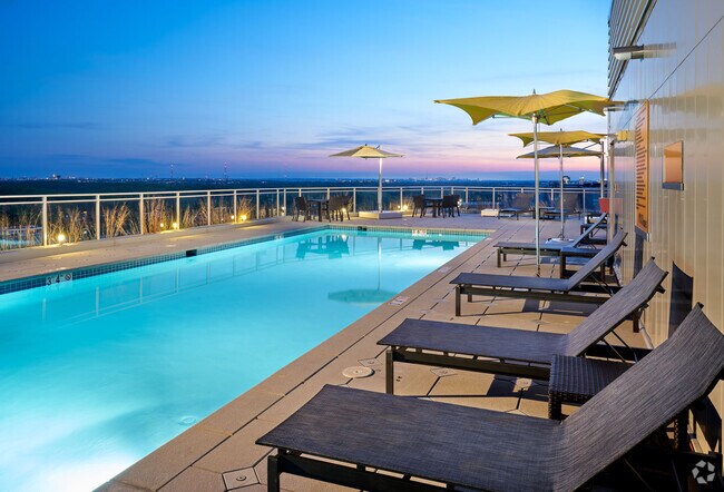 Downtown Silver Spring Apartments for Rent with High Ceilings - Silver ...