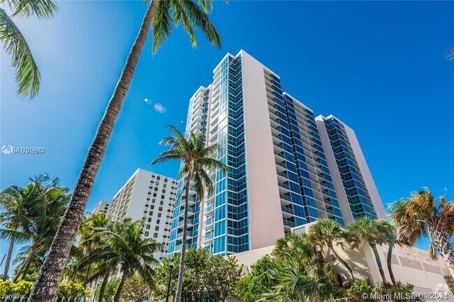 Miami Beach Boardwalk Apartments for Rent with a Garage - Miami Beach, FL - 16 Rentals ...