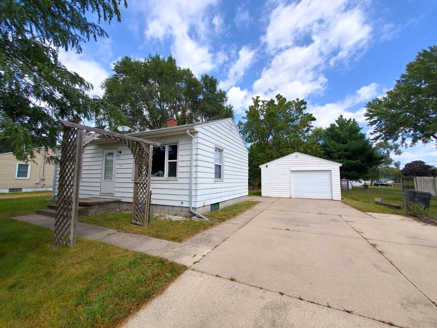 302 1st St, Washburn, IA 50702 - House Rental in Washburn, IA ...