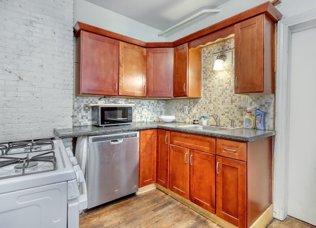 10 Thompson Sq Unit 1, Boston, MA 02129 - 10 Thompson Sq Boston, MA ...