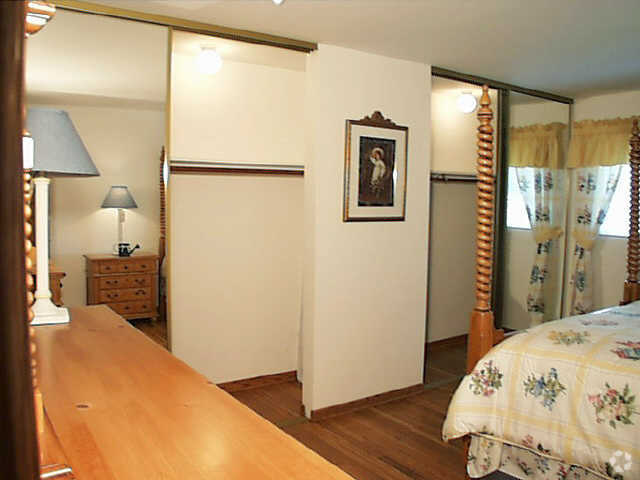 Park Ridge Commons Apartments - Des Plaines, IL | Apartments.com