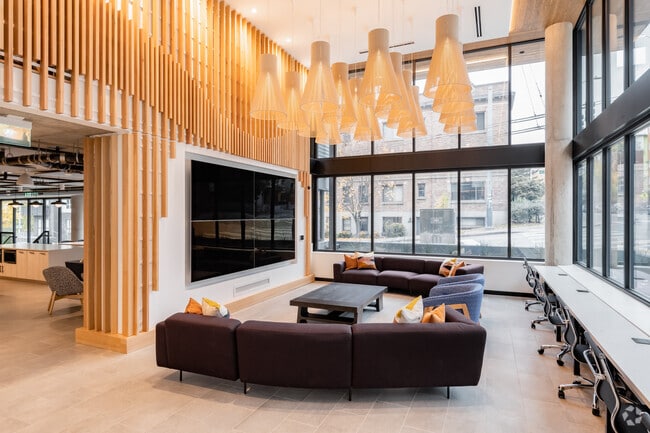 Manor Way - Apartments in Everett, WA | Apartments.com