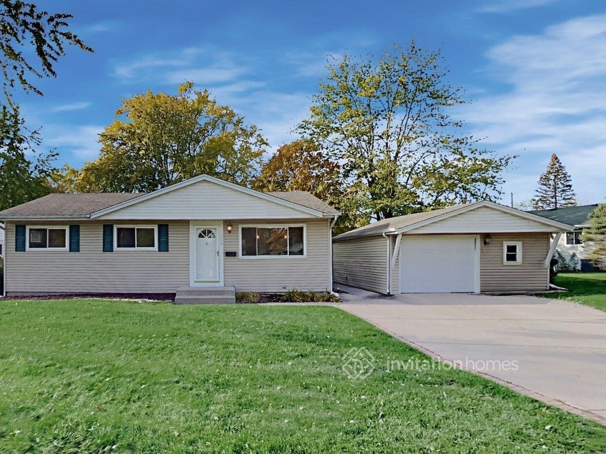 164 Fletcher Dr, Wheeling, IL 60090 | Apartments.com
