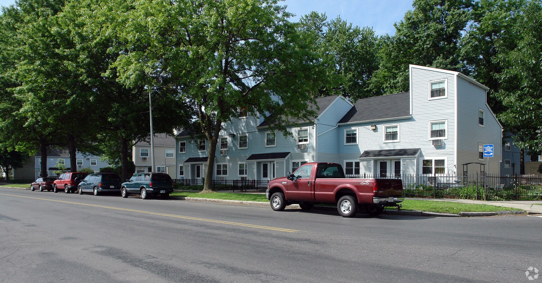 Pynchon & Edgewater Apartments - 101 Lowell St Springfield, MA 01107 ...