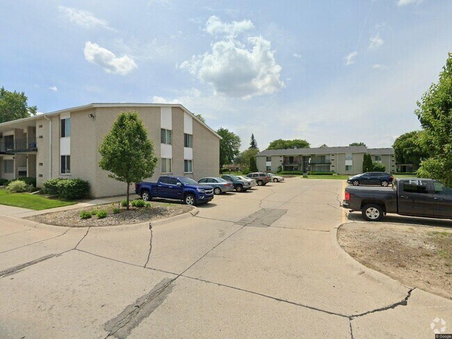 Downtown Warren Apartments under $1,200 - Warren, MI - Updated Today ...