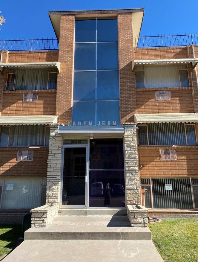 Karen Jean Apartments - 800 Dexter St Denver, CO 80220 | Apartments.com