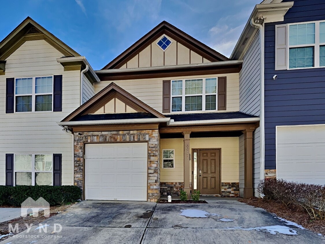 6941 Rogers Point, Lithonia, GA 30058 | Apartments.com