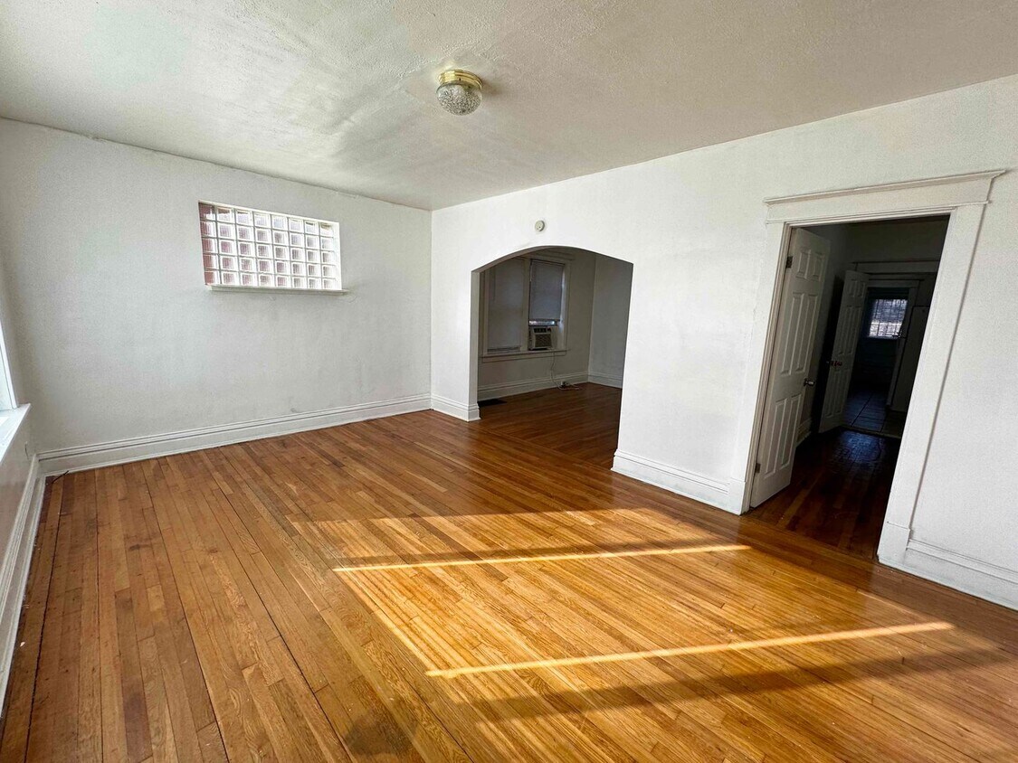 3761 Keokuk St Unit 3761 Keokuk 1F, St. Louis, MO 63116 - Room for Rent ...