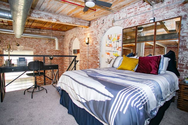 Newnan Lofts Apartments - Newnan, GA | Apartments.com
