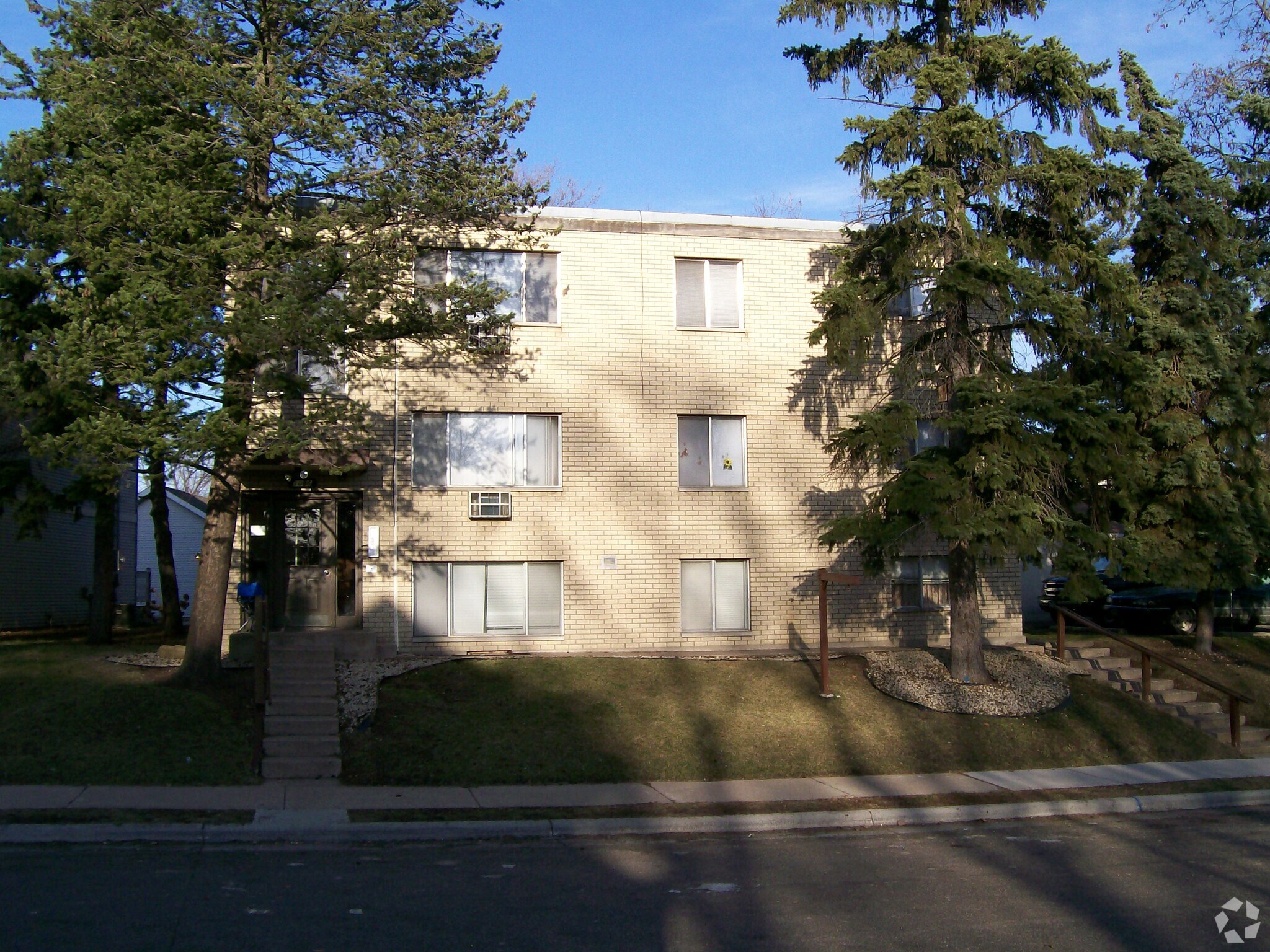 1086 Como Pl, Saint Paul, MN 55103 - 1086 Como Pl Saint Paul, MN 55103 ...