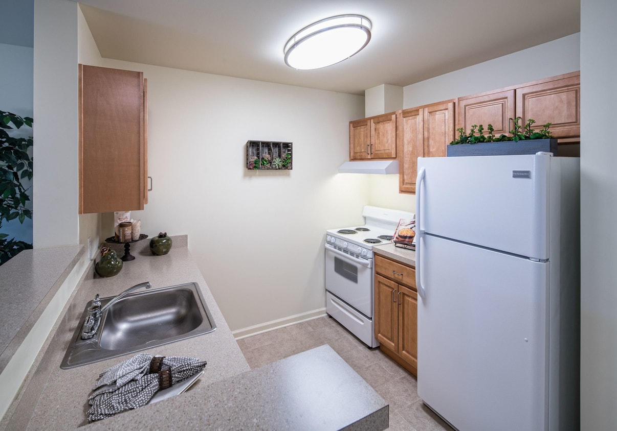Heritage Village at Oakhurst (55+) - 777 W Park Ave Oakhurst, NJ 07755 ...