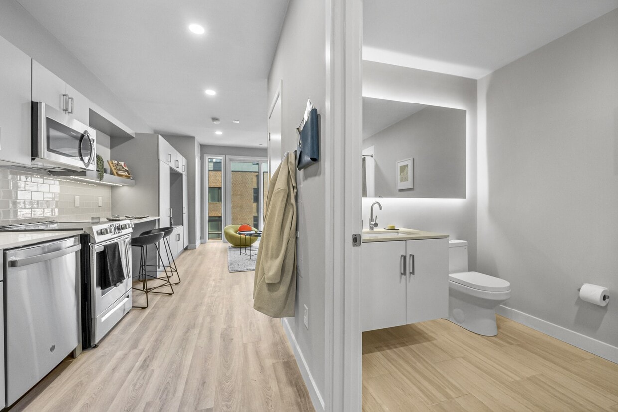Edgewater Apartments - 2323 Race St Philadelphia, PA 19103 | Apartments.com