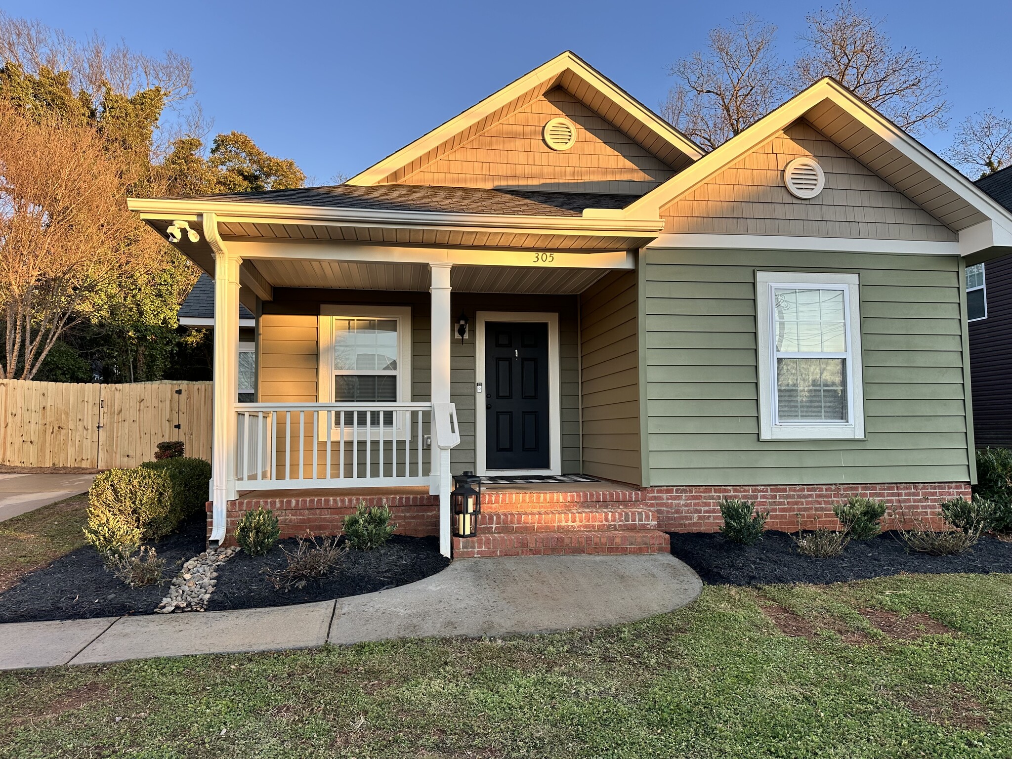 305 S Calhoun St, Greenville, SC 29601 - House Rental in Greenville, SC ...