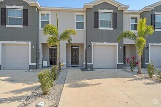 3 Bedroom Townhomes for Rent in Palmer Ranch FL | Apartments.com