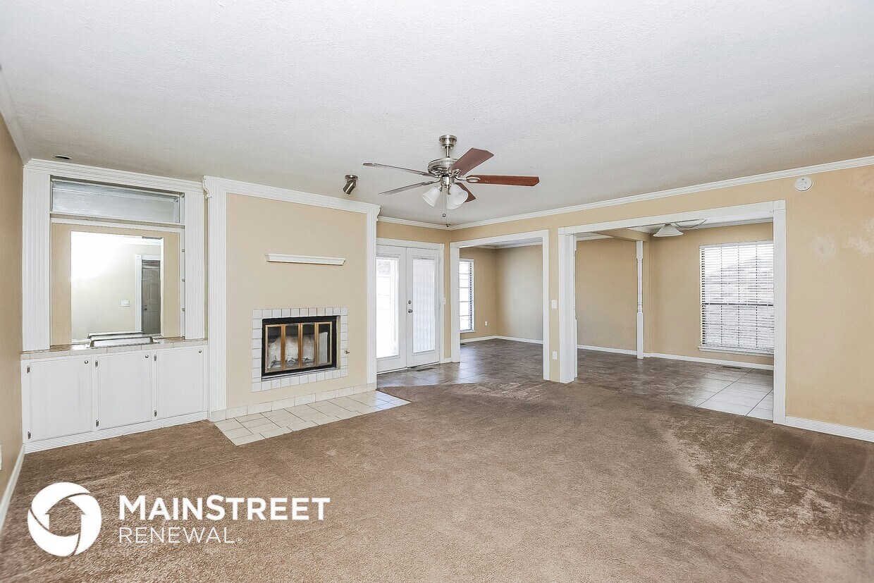621 S Willowood Dr, Yukon, OK 73099 | Apartments.com