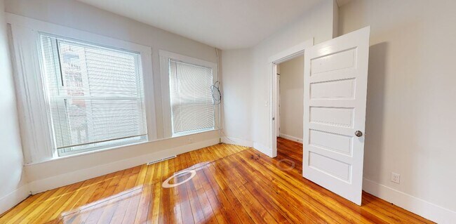 28 Warren Ave Unit 2, Somerville, MA 02143 - 28 Warren Ave Somerville ...