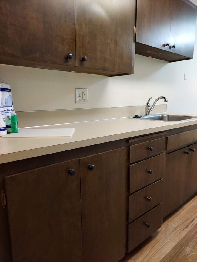 Legend House - Apartments in Seattle, WA | Apartments.com