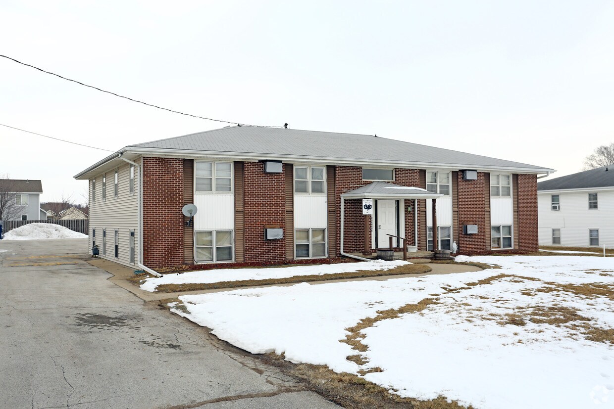4837 NW 62nd Ave, Johnston, IA 50131 Apartments - Johnston, IA ...