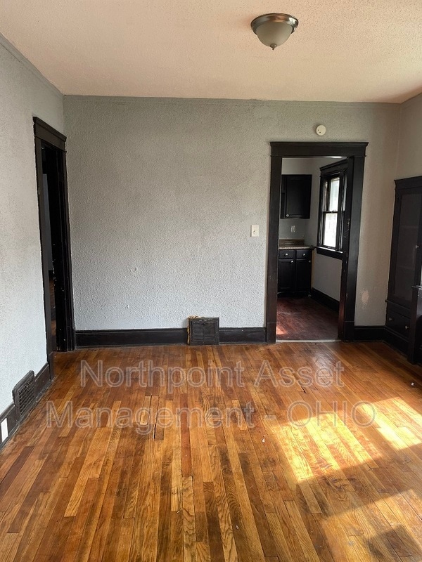 12808 Gruss Ave, Cleveland, OH 44108 - House Rental in Cleveland, OH ...