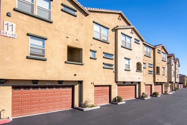 Luxury Townhomes at Park Tower Townhomes for Rent - Chandler, AZ | Apartments.com