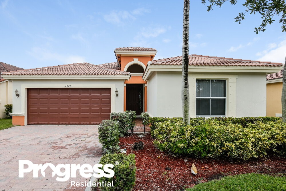 1927 NE 3rd Ct, Homestead, FL 33033 | Apartments.com