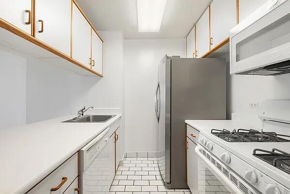 200 Rector Pl Unit 21J, New York, NY 10280 | Apartments.com