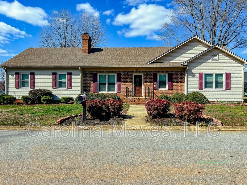 126 Waterbury Ct, Simpsonville, SC 29680 - House Rental in Simpsonville ...