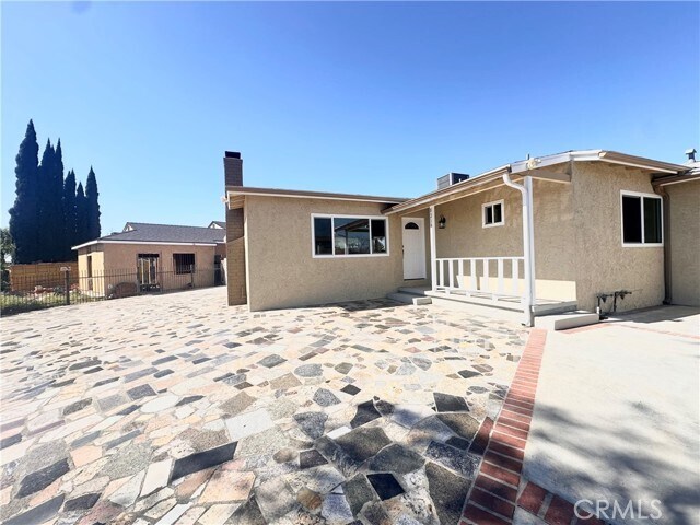 8219 Alcove Ave, Los Angeles, CA 91605 - House Rental in Los Angeles ...