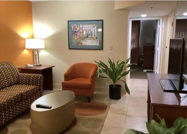 Coconuts Apartments under $2,500 - Weston, FL - Updated Today ...