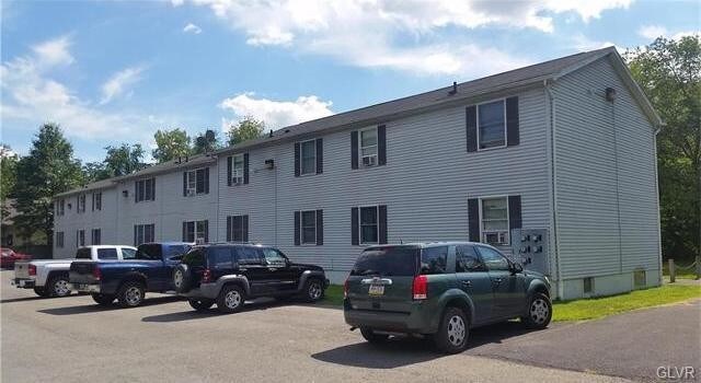 10 Adams St Unit B3, East Stroudsburg, PA 18301 - Room for Rent in East ...