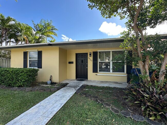New Apartments for Rent in Coral Reef Estates, Palmetto Bay - 3 Rentals ...