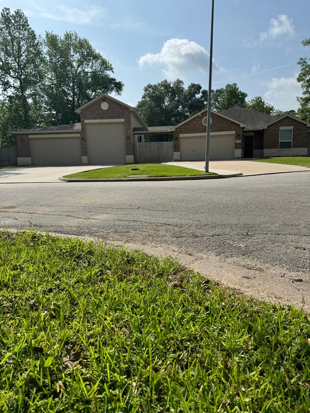 2011 Halyard Dr, Crosby, TX 77532 - House Rental in Crosby, TX ...