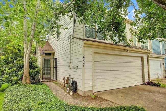237 Malone St, Houston, TX 77007 - Condo for Rent in Houston, TX ...