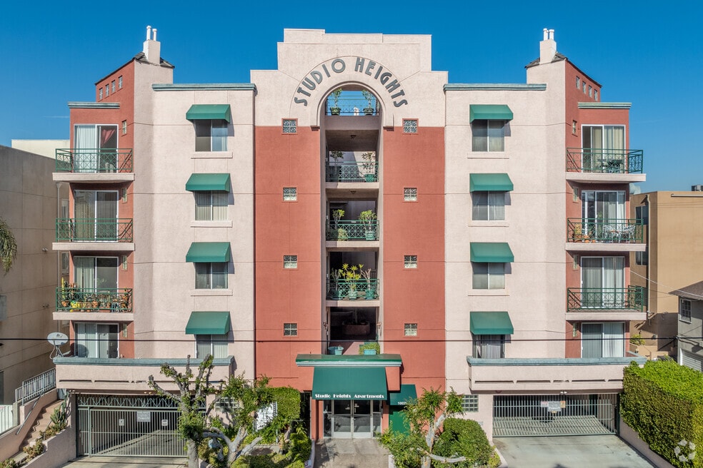 Apartments for Rent in Burbank CA - 1,127 Rentals | Apartments.com