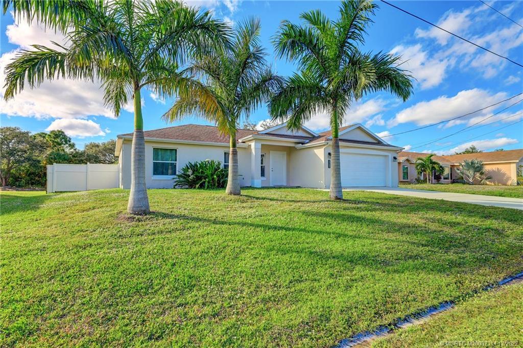 2260 SE Lucaya St, Port Saint Lucie, FL 34952 - House Rental in Port ...