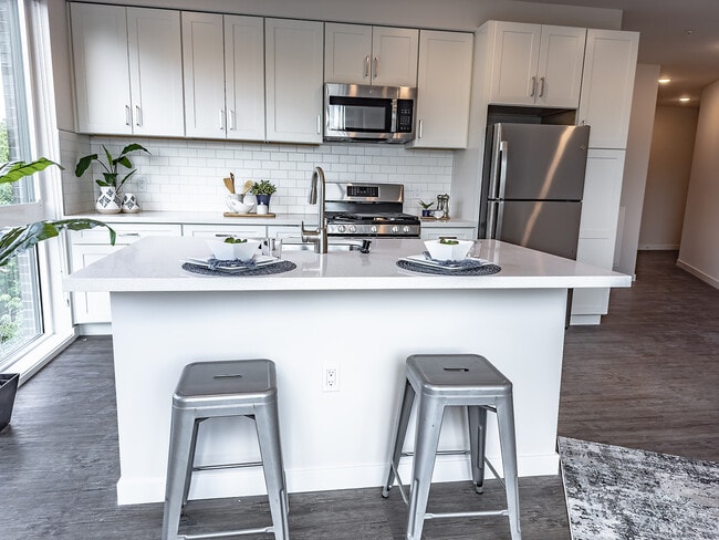 Monarch Apartments - Apartments in Seattle, WA | Apartments.com