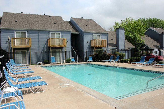 Lexington Commons Rentals - Bartlesville, OK | Apartments.com