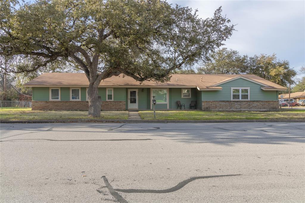 2705 N Shields Dr, Austin, TX 78727 - House Rental in Austin, TX ...