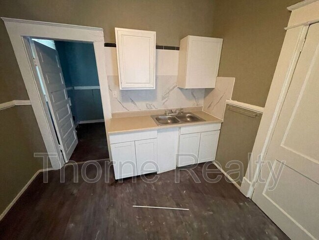 412 Hammond St Unit Apt 3 (rear apt), Rocky Mount, NC 27804 - Condo for ...