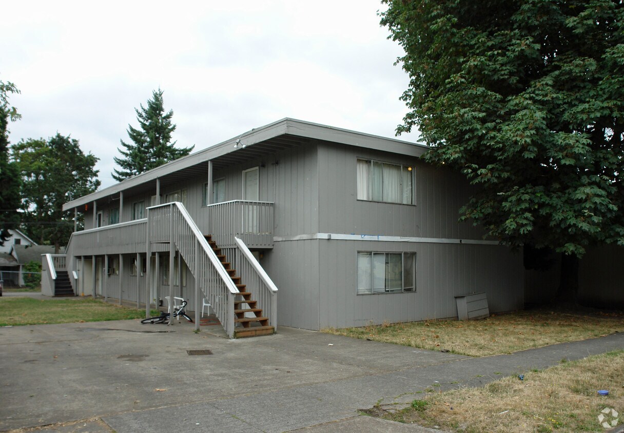C St, Springfield, OR 97477 - C St Springfield, OR 97477 | Apartments.com